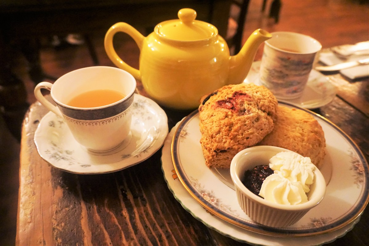 Alice’s Tea Cup’s Afternoon Tea (NYC) – Dessert Correspondents