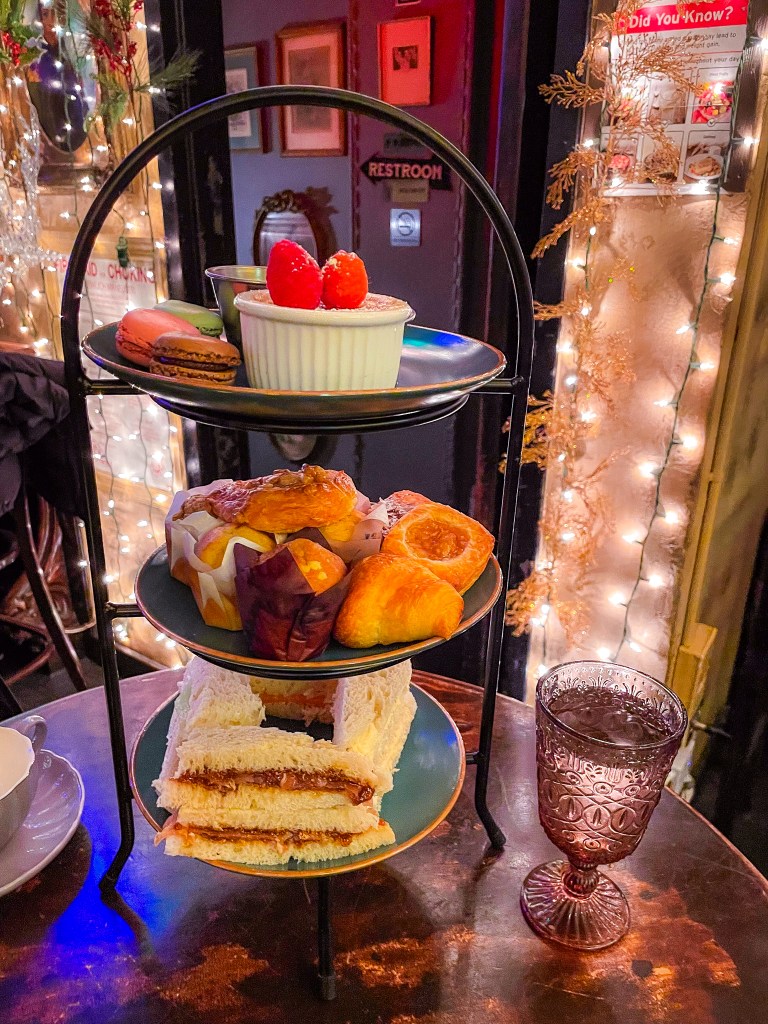 Lillie’s Victorian – Christmas Bar High Tea (NYC) – Dessert Correspondents