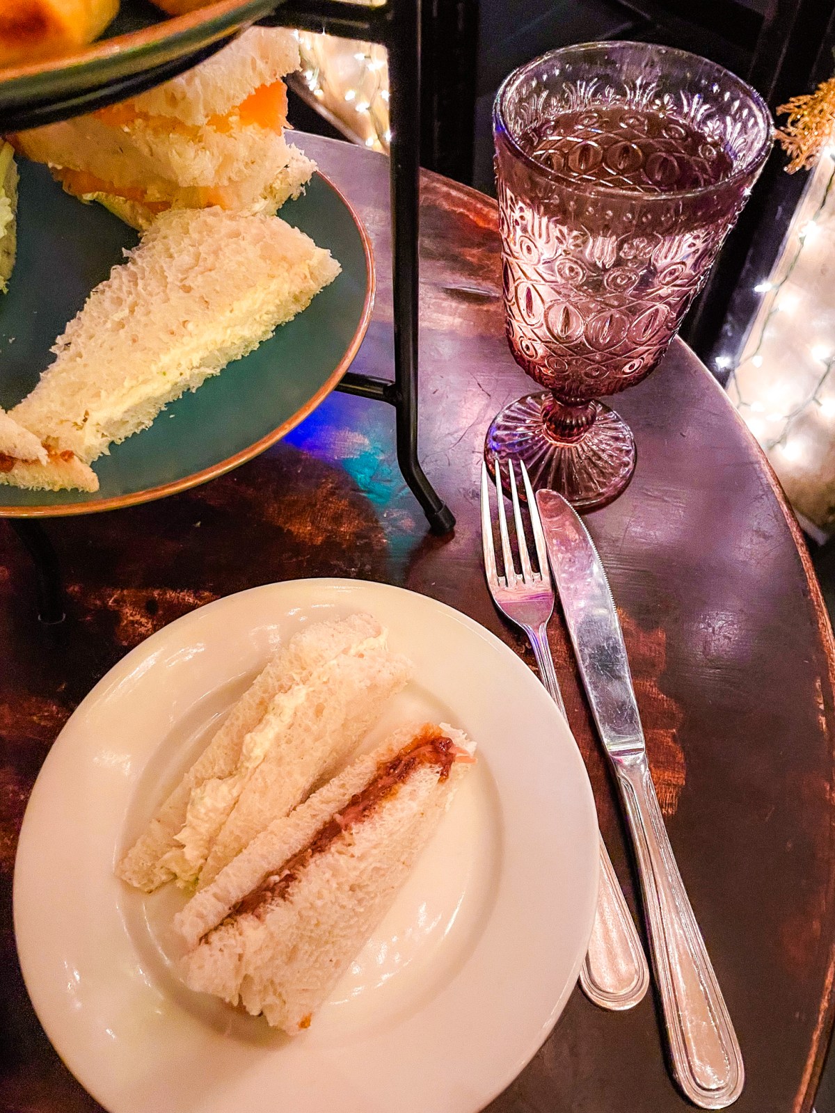 Lillie’s Victorian – Christmas Bar High Tea (NYC) – Dessert Correspondents