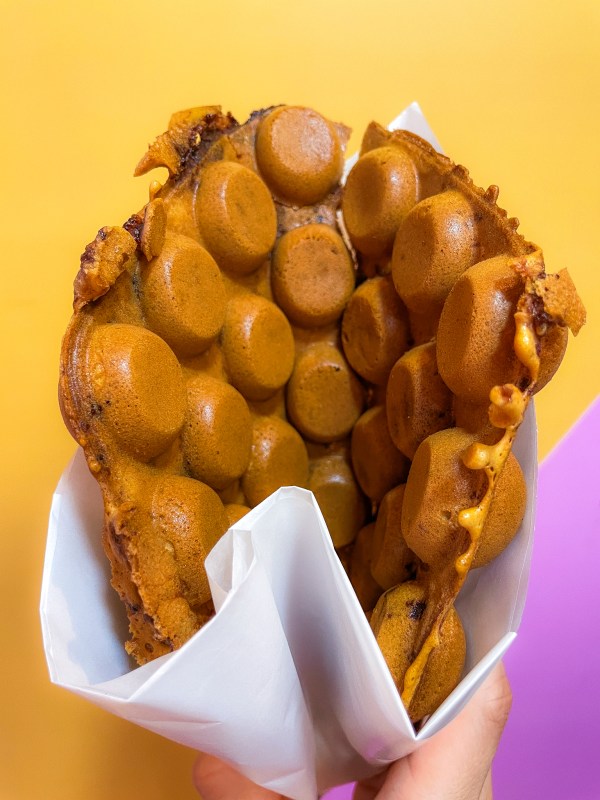 HK’s Best Modern Viral Bubble Egg Waffles – Dessert Correspondents